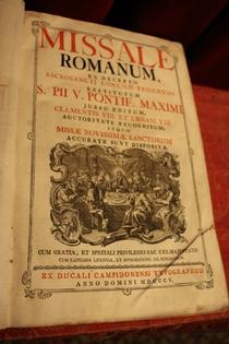 Tabors / Missal stands & Books - Fluminalis