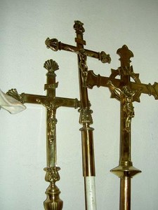 Altar- & Processional Crosses - Fluminalis